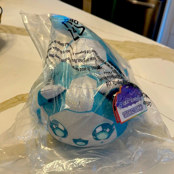 Toys | Exclusive Vidcon 223 New Aphmau Meemeows Diamond Plush | Poshmark